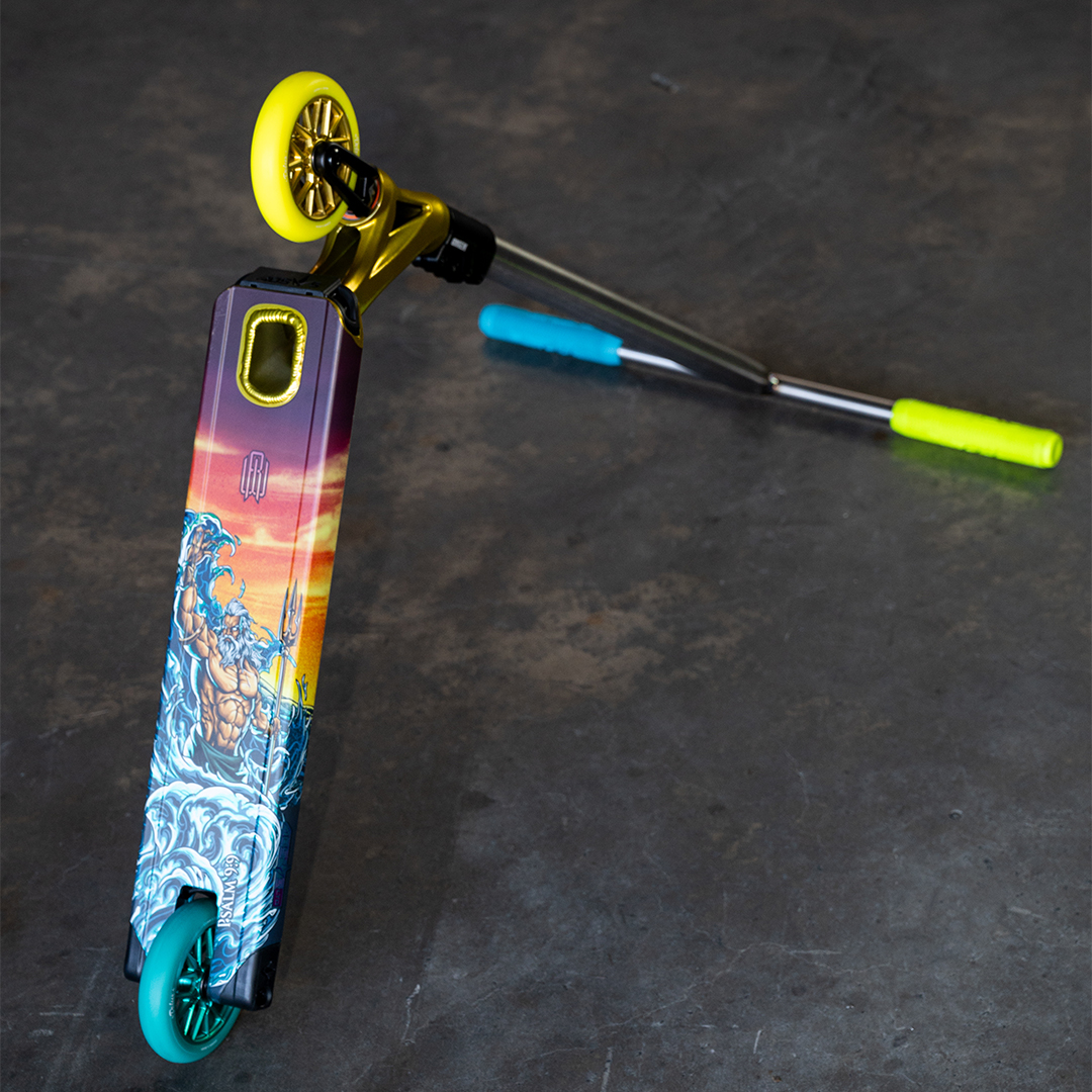 Blunt Envy AOSV5LTD Signature Custom Stunt Scooter - Raymond Warner 4. ...