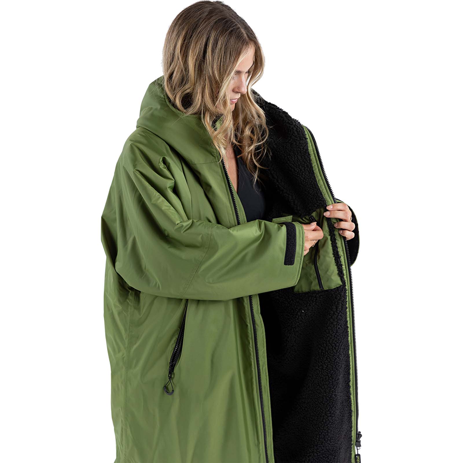 Dryrobe Advance Long Sleeve Changing Robe - Dark Green/Black | SkateHut