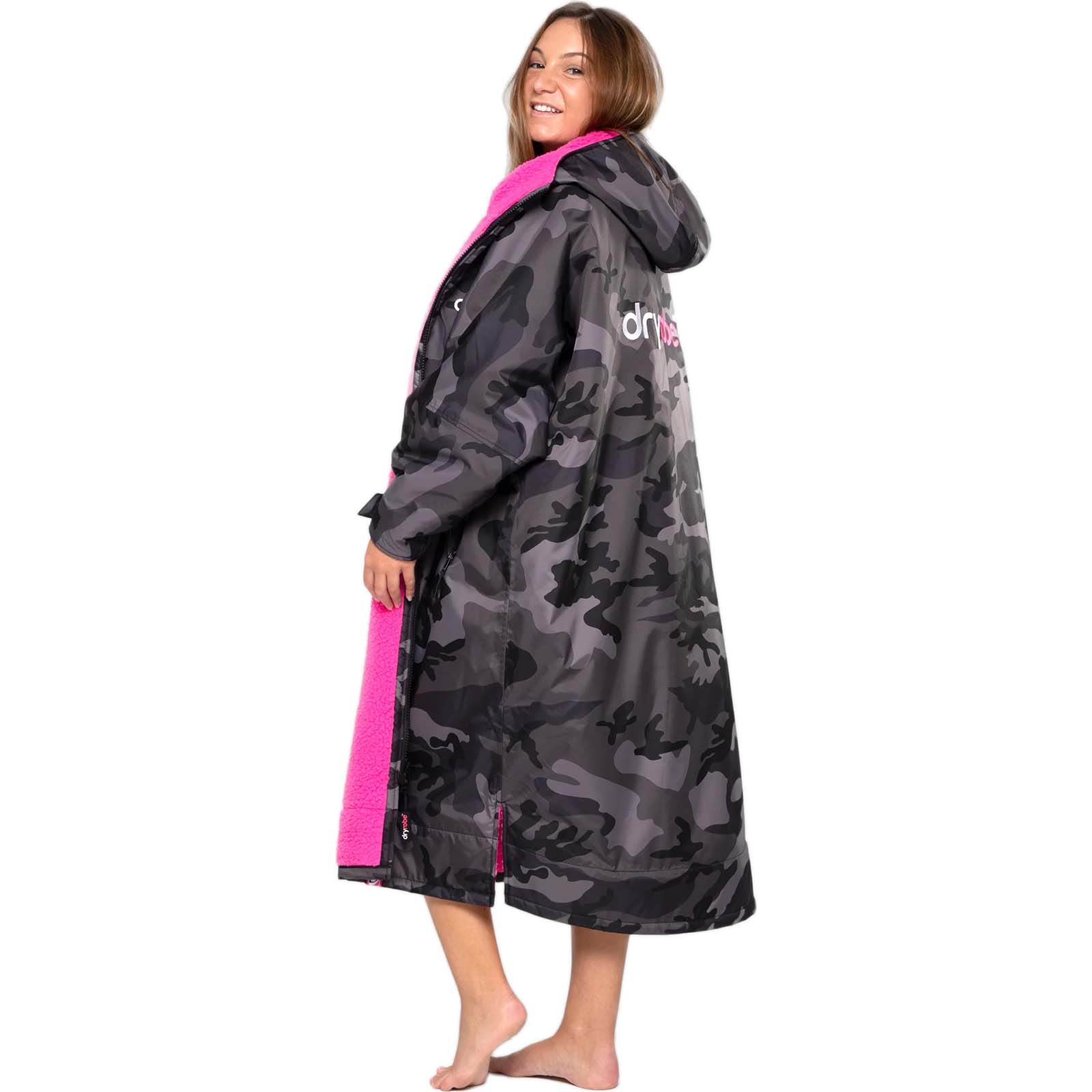 Dryrobe Advance Long Sleeve V3 Changing Robe - Black Camo/Pink | SkateHut