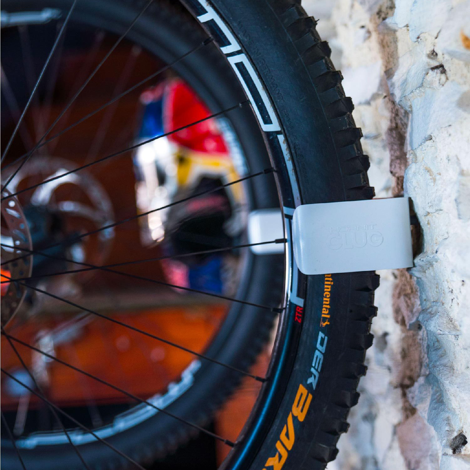 Hornit Clug MTB Bike Rack - White/Black LRG | SkateHut