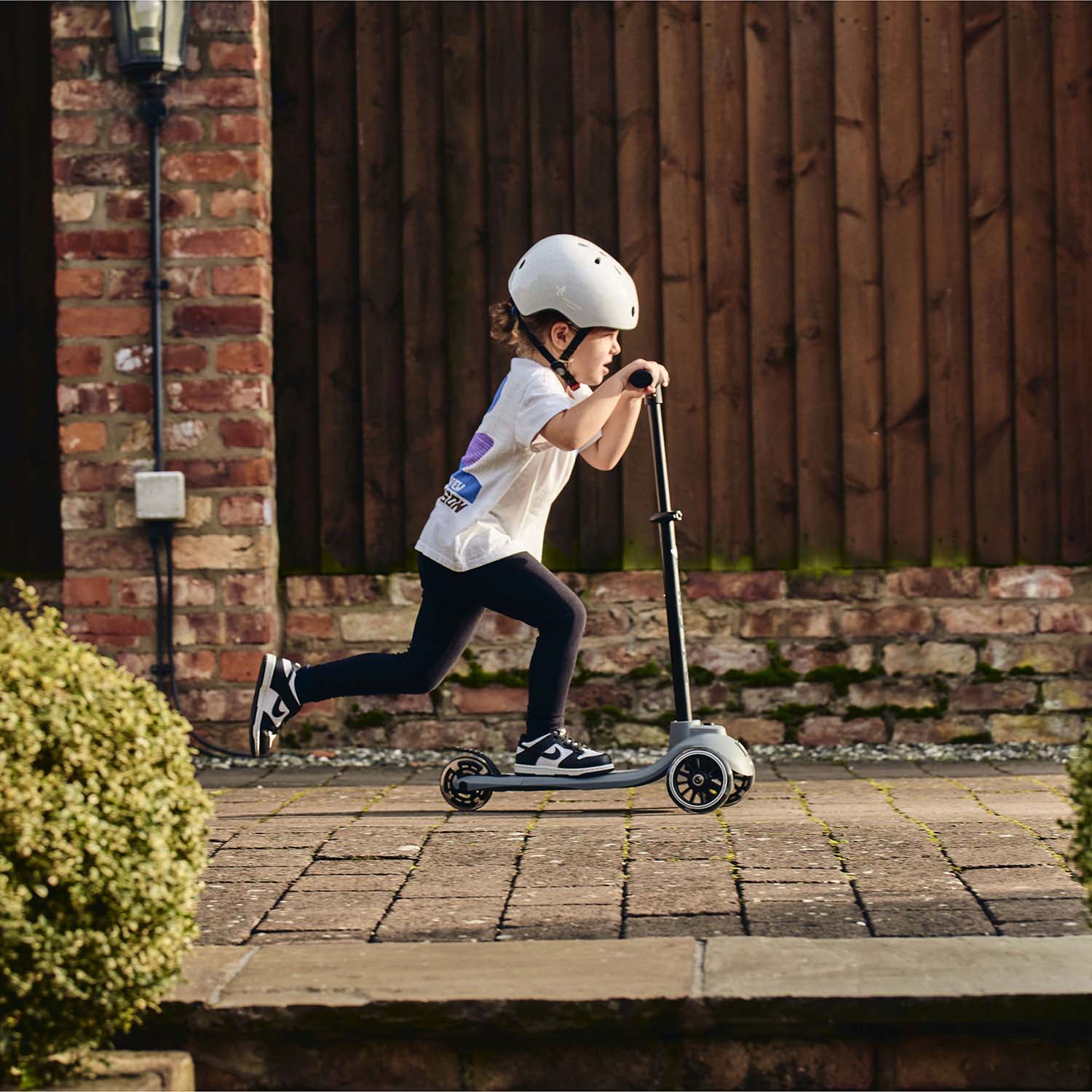 Ride-Ezy Kick Kids Scooter - Thunder Clouds | SkateHut